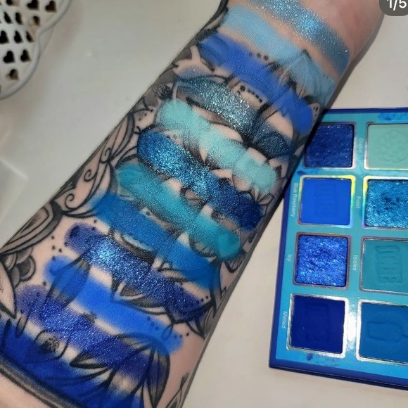 Glamlite | Makeup | Glamlite Icee Blue Raspberry Eyeshadow Palette Bnib ...